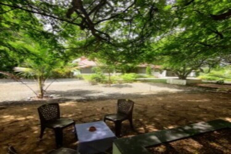 Unwynd Ambiences - Gorgeous traditional Kerala house with a nadumuttam